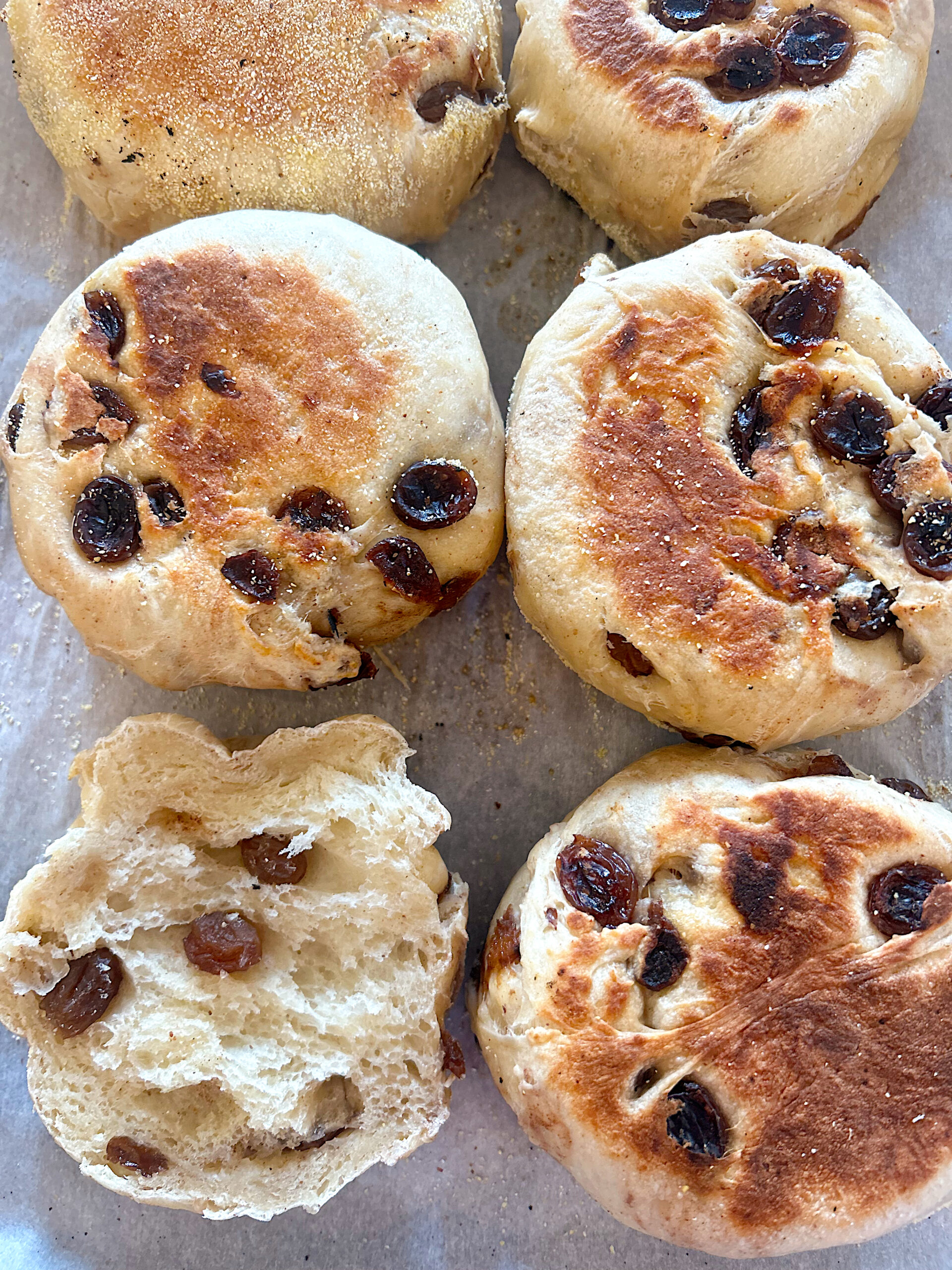 Cinnamon Raisin Sourdough English Muffins - cm barndominium